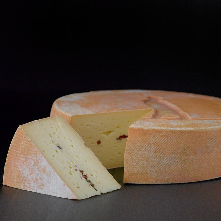 Raclette de Compton au Poivre, half wheel, 4 lbs – RacletteCorner